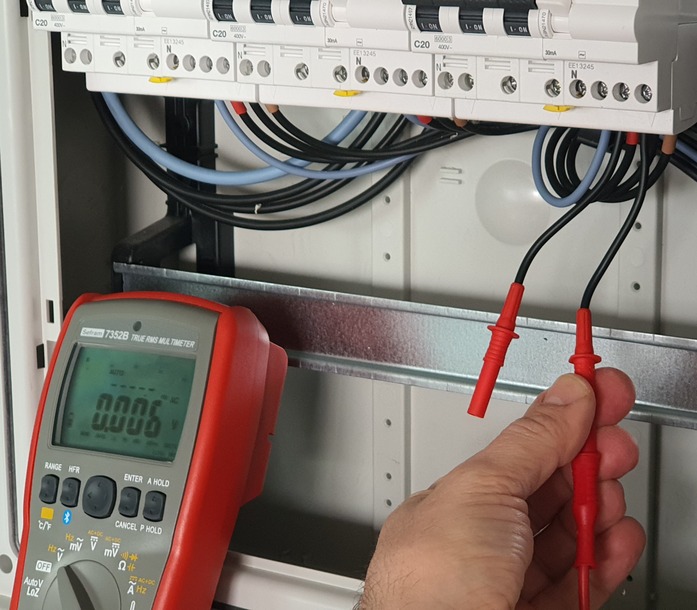 1000 V CAT III adaptor for screw terminal block - ELECTRO PJP